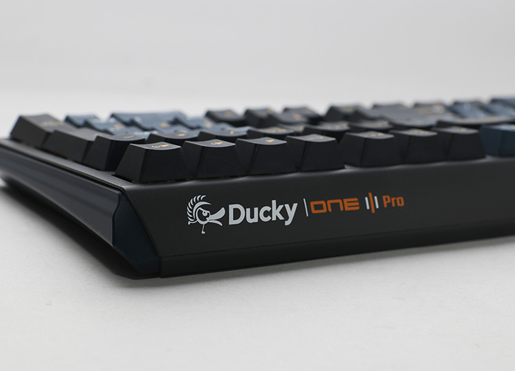 Ducky One 3 Pro Nazca Line - AI.Striker
